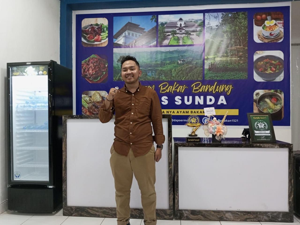 Hadir Perdana Di Kota Palembang, Ayam Bakar Bandung by. Dapoer Makan ...